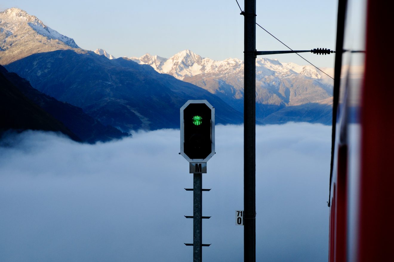 Per fiets en trein naar de bron van de Rijn • Railtripping